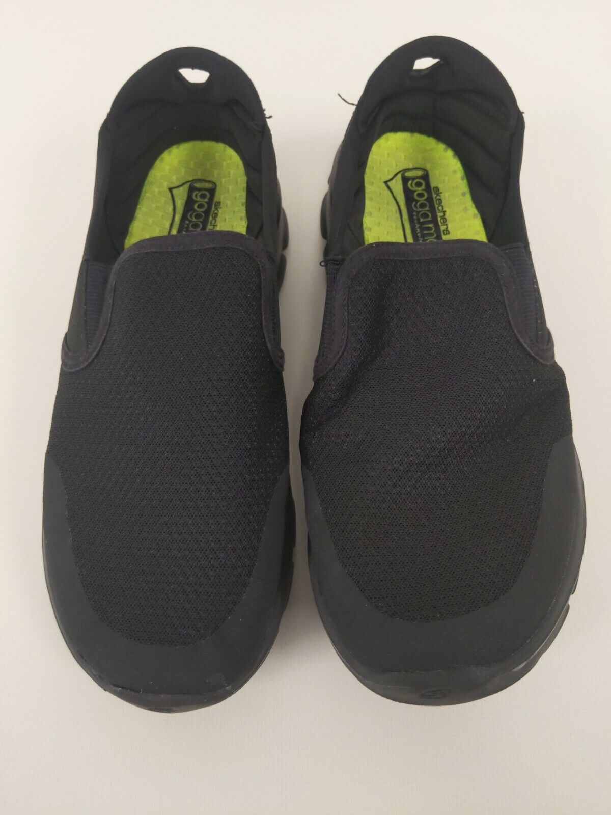 What Is Skechers Goga Mat Technology?